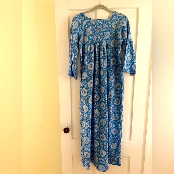 India Imports | Dresses | India Imports Light Cotton Floor Length Pale ...